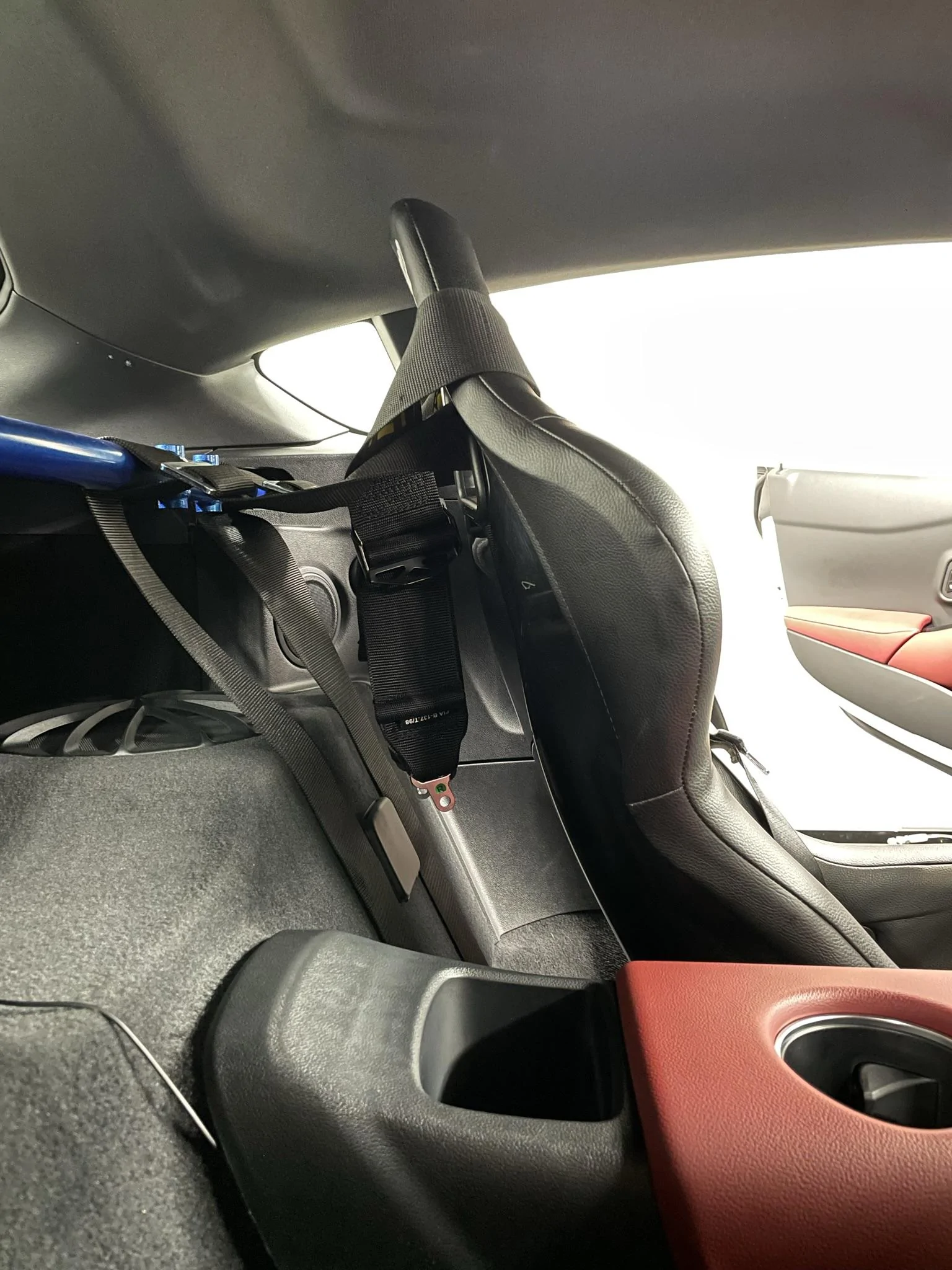 OEM seat vs Bucket seat weight loss | SupraMKV - 2020+ Toyota Supra ...
